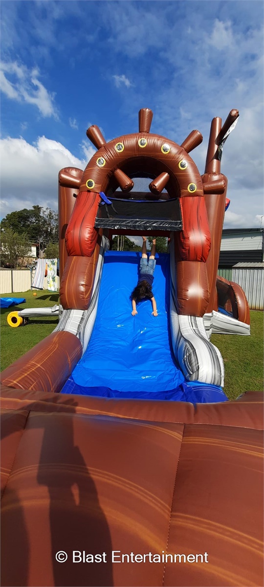 🏴‍☠️ Pirate Ship Combo Waterslide - Jumping Castle Hire in Brisbane ...